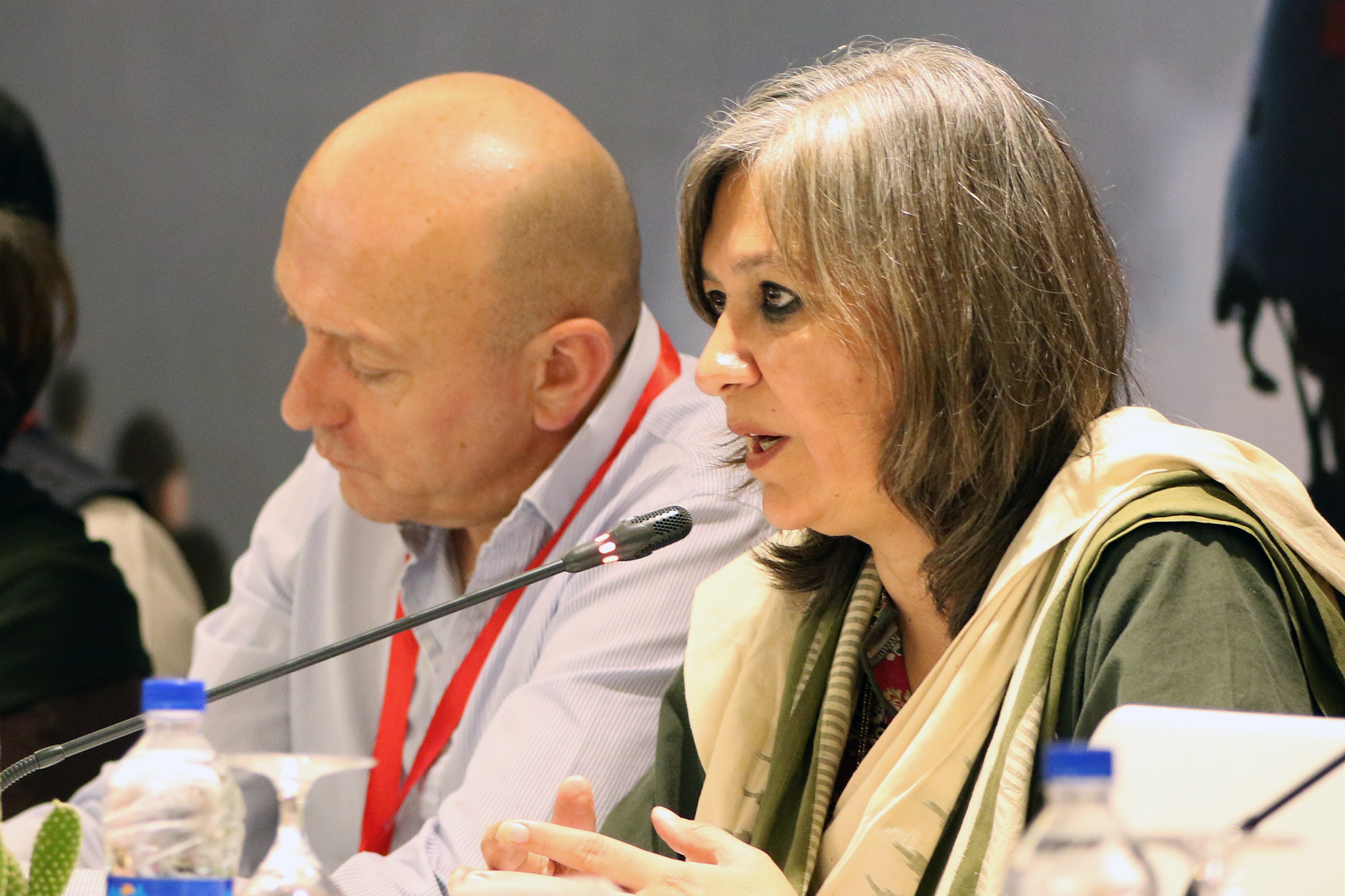 Bangladesh: Journalists discuss challenges to responsible and ...