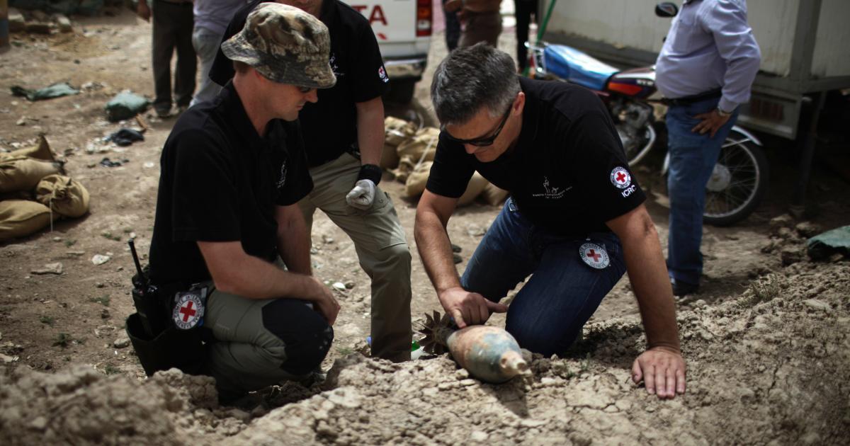 Explosive remnants of war | ICRC