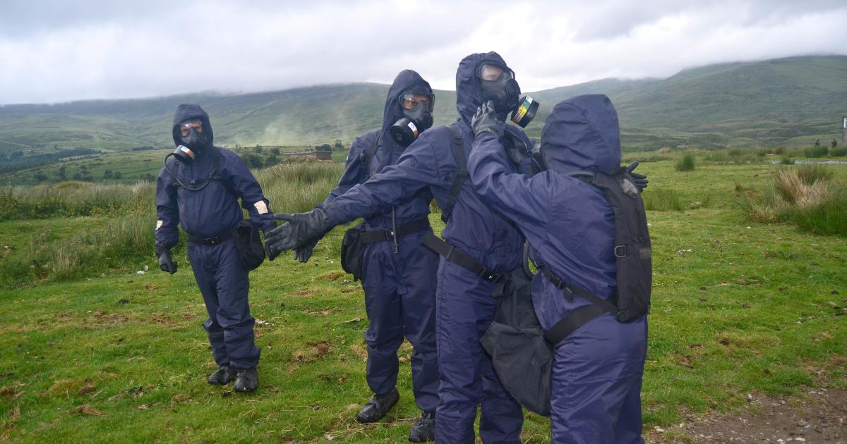 Chemical and biological weapons | ICRC