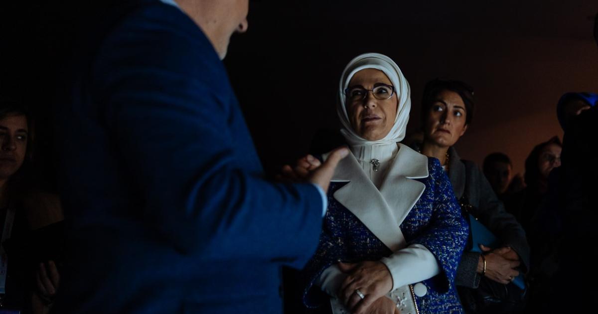 Turkey’s first lady and Turkish Red Crescent Society President visit ...