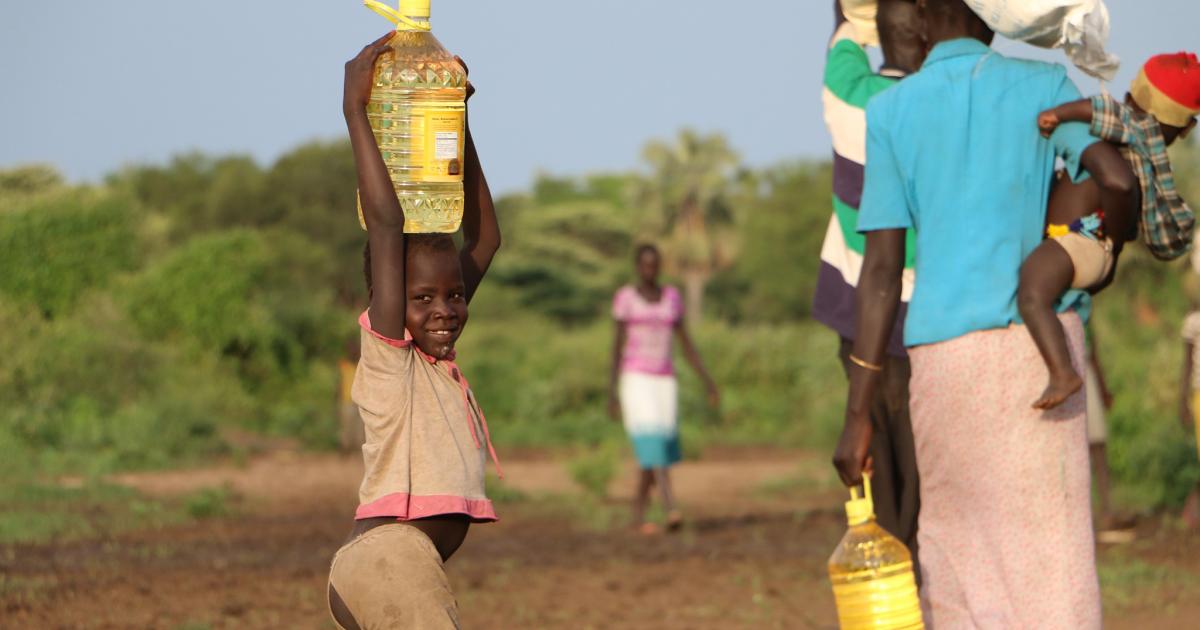 In pictures: Delivering aid to South Sudan | International Committee of ...