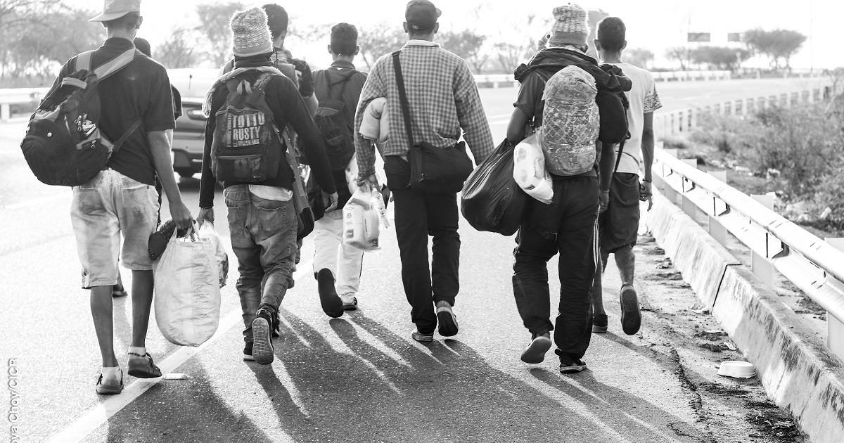 Una ruta en blanco y negro: El camino del migrante en Ecuador y Perú ...