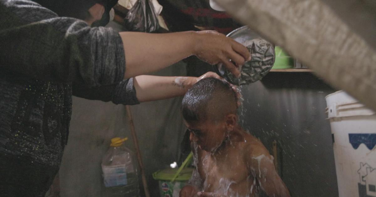 ICRC in Lebanon: Cholera, crowding and creative construction Cholera ...